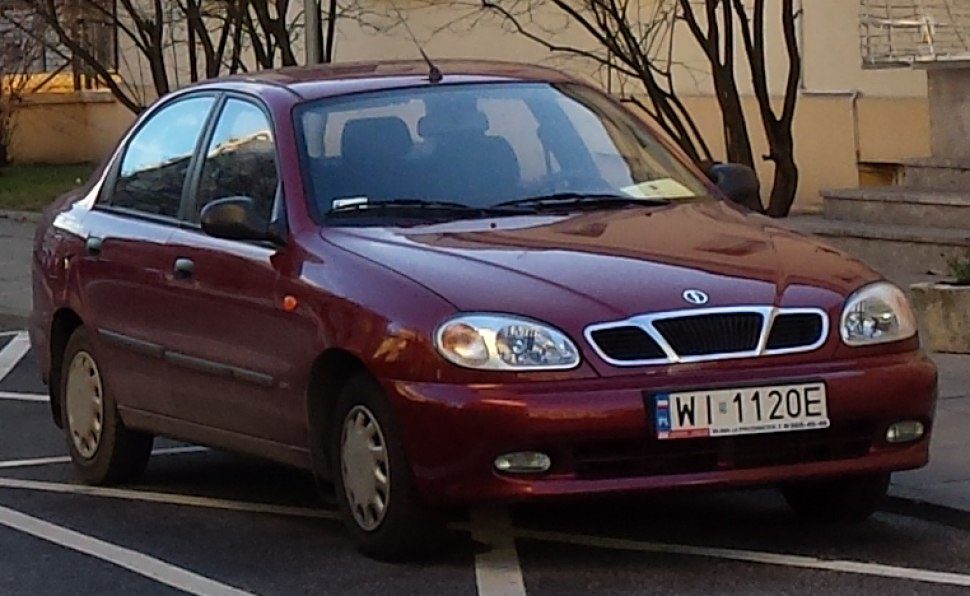 Daewoo Lanos 1.5 MT (88 cv) Hatchback 5-puertas (2000-2003). Ficha ...