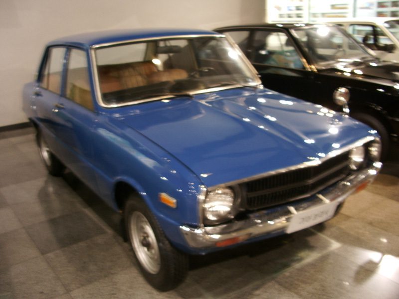 Kia Brisa 1.3 MT (87 cv) Sedan (1977-1978). Ficha Técnica, Prestaciones ...
